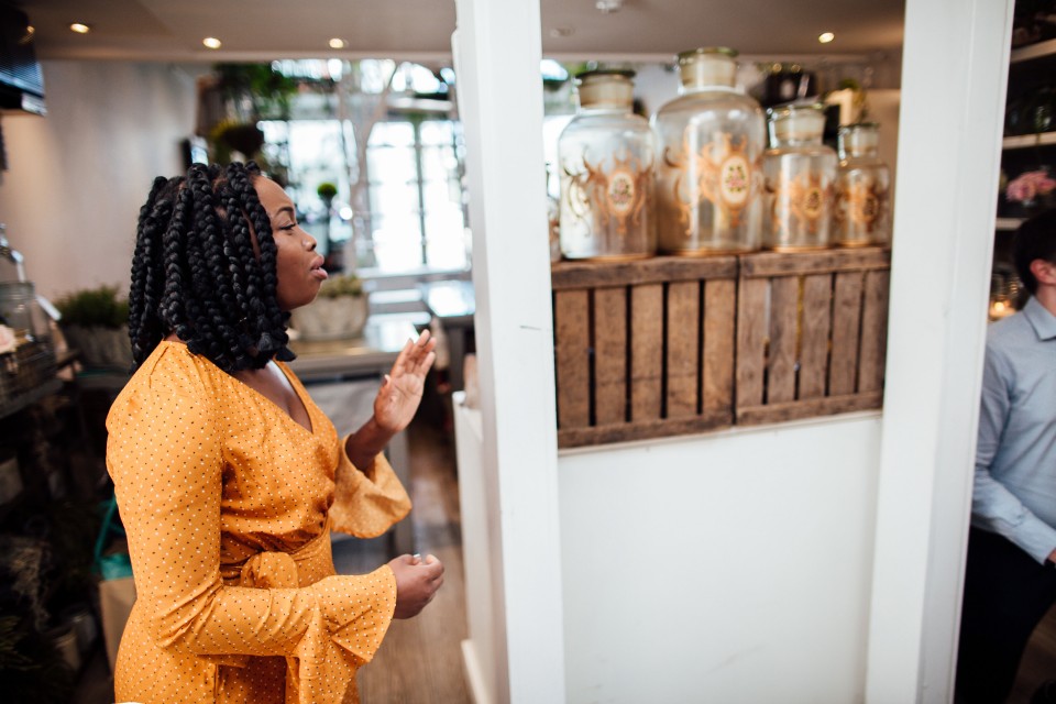 Simone - Singer & Pianist for Hire from London