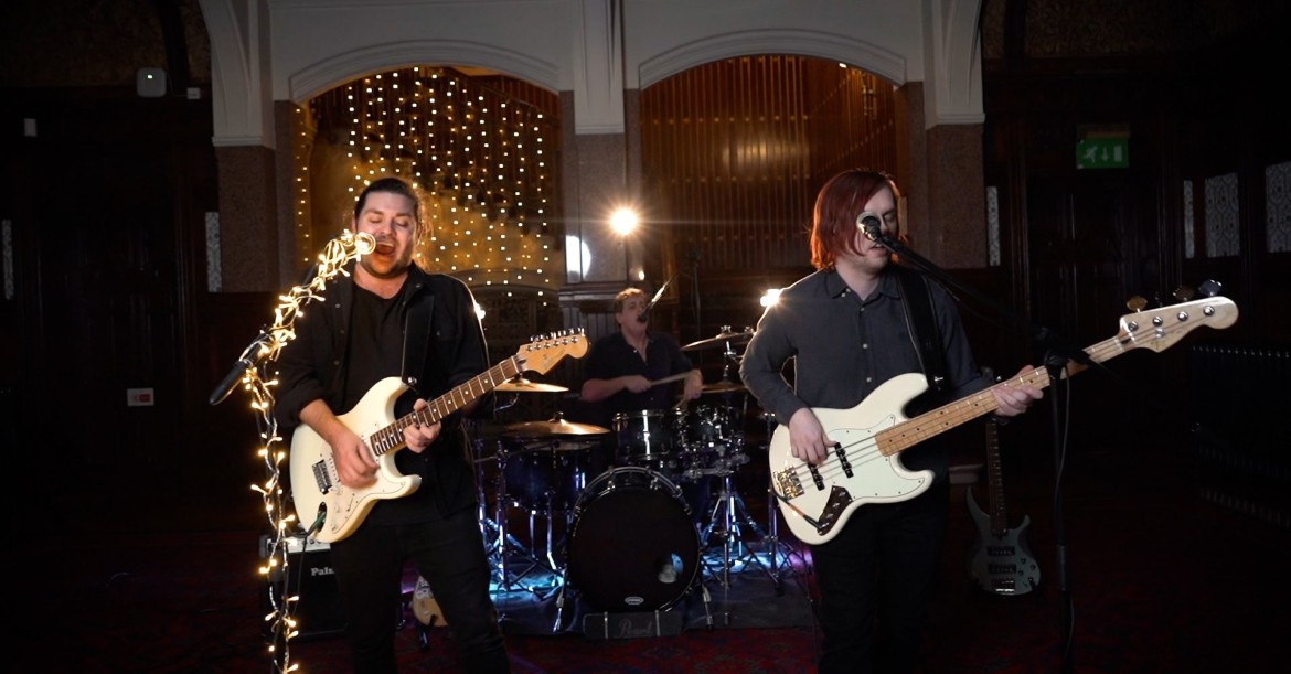 The Chelsea Daggers - Awesome Indie Rock Trio