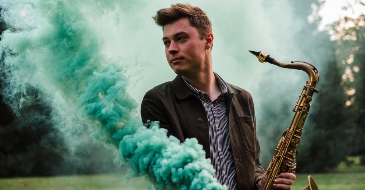 Nick On Sax - Sensational Solo Saxophonist