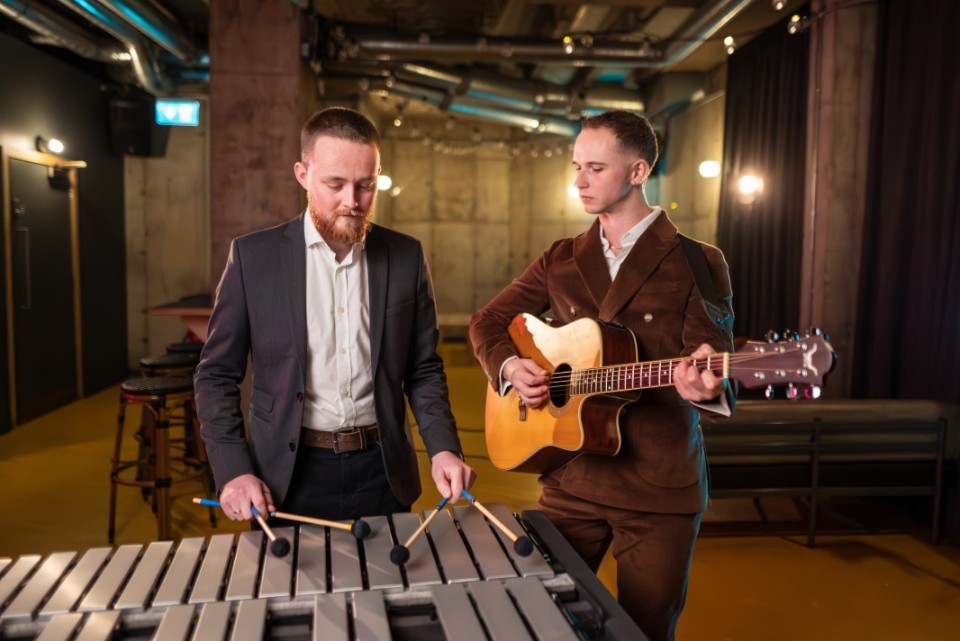 Silver & Soul - Soulful Vocal & Instrumental Duo