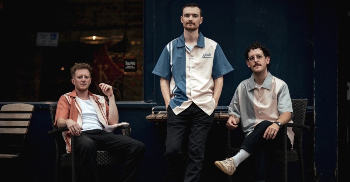 Smokey Drive Time - Charismatic 3-Piece Pop & Rock Band